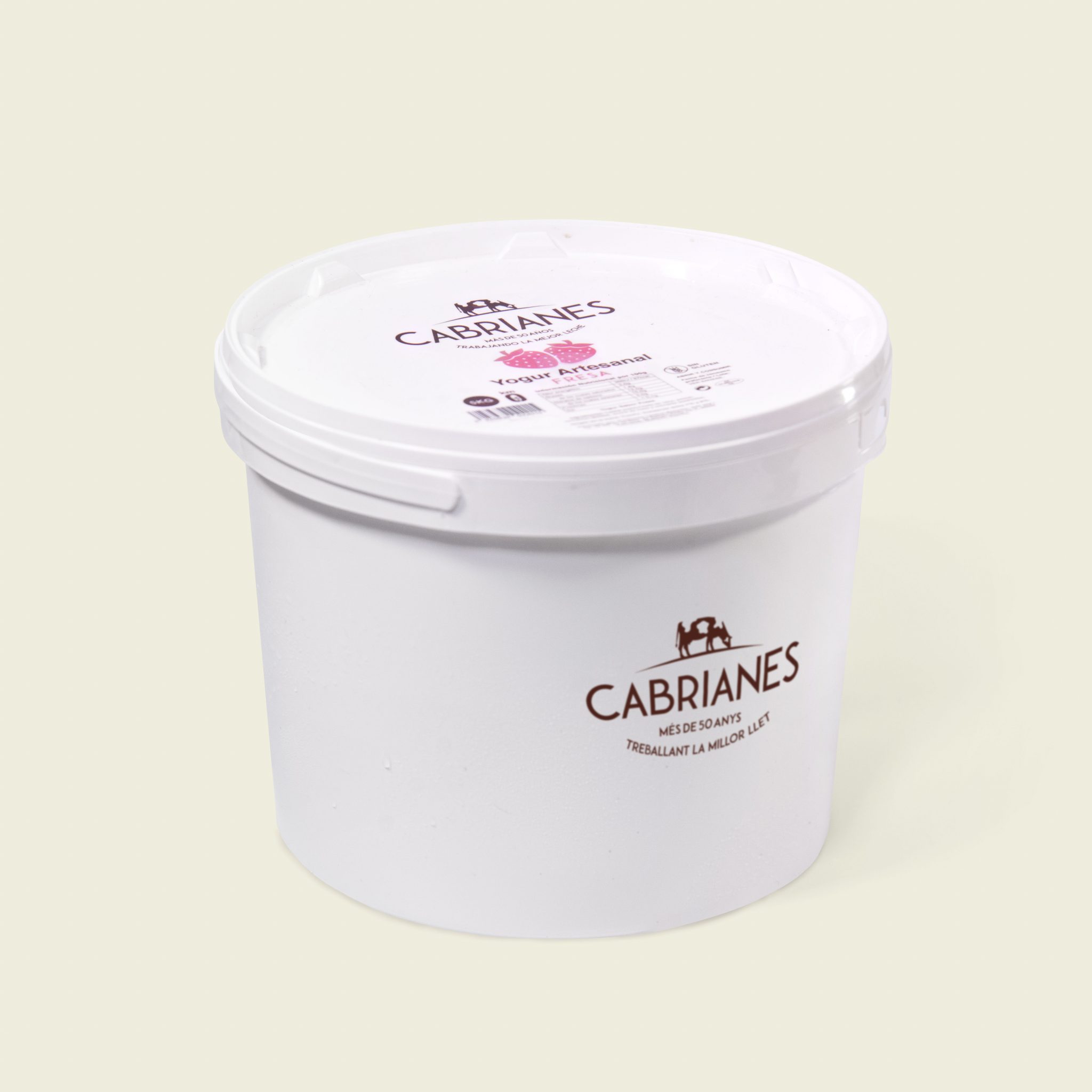Llet sencera - Productes Làctics Cabrianes | Més de 50 anys treballant ...